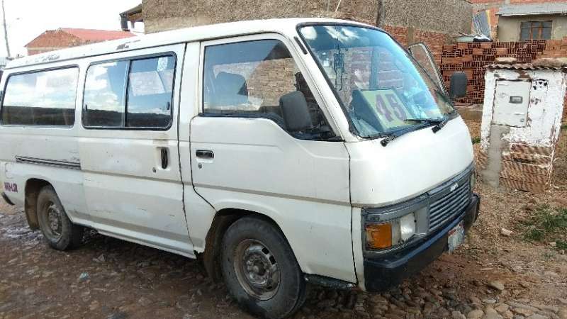 Venta de NISSAN CARAVAN COACH en Cochabamba Bolivia | milautos
